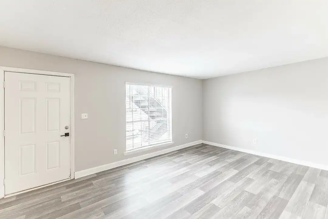 Raintree Village Apartments - Decatur, AL 35601 | ApartmentGuide.com