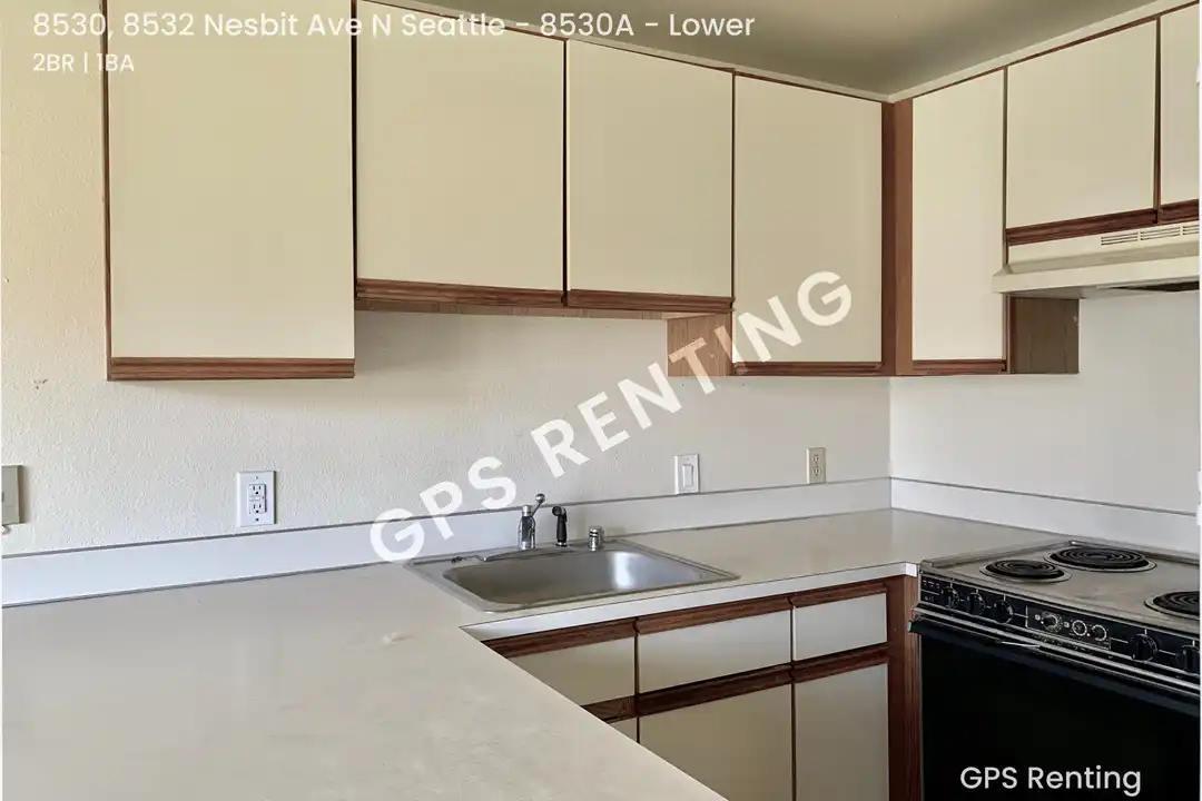 8530 Nesbit Ave N - Seattle, WA 98103 | ApartmentGuide.com