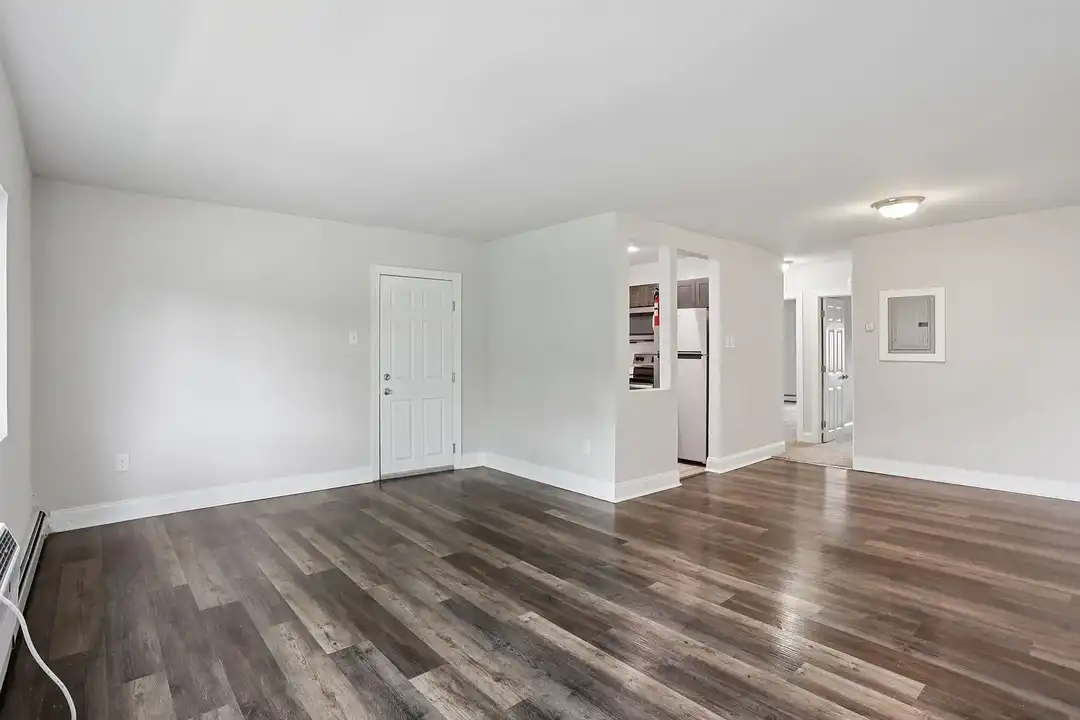 Maple Walk Apartments - Wilmington, DE 19805 | ApartmentGuide.com