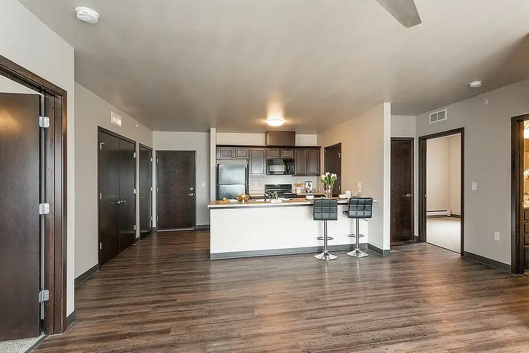 Sonoma Square - Cedar Rapids, IA 52404 | ApartmentGuide.com
