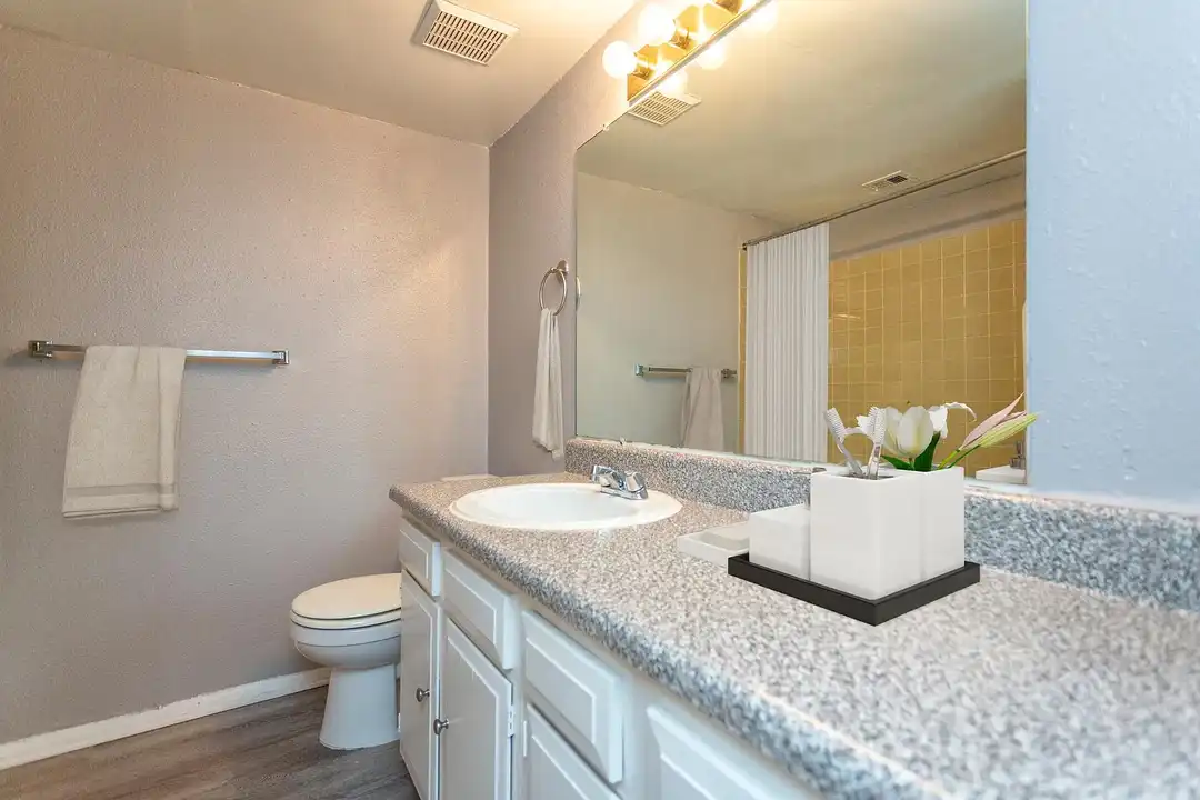 Vestavia Place - Birmingham, AL 35216 | ApartmentGuide.com