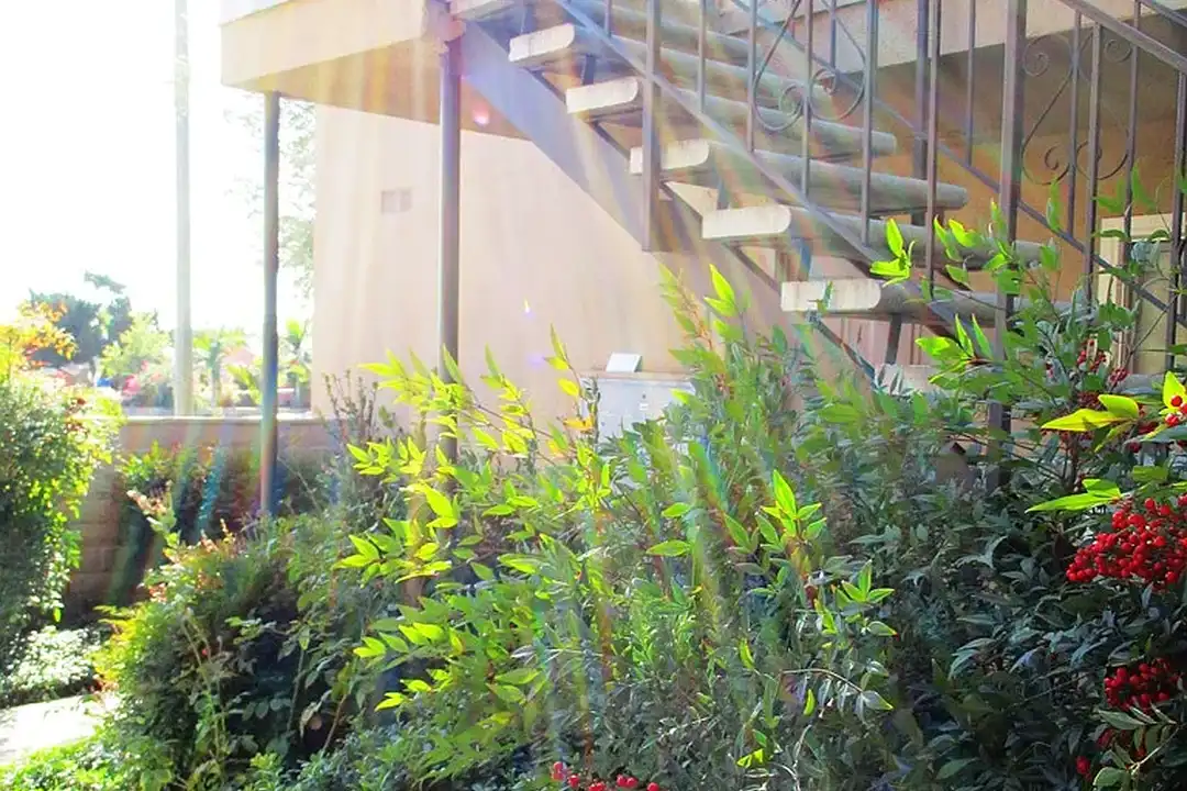 Canyon Garden Apartments - Azusa, CA 91702 | ApartmentGuide.com