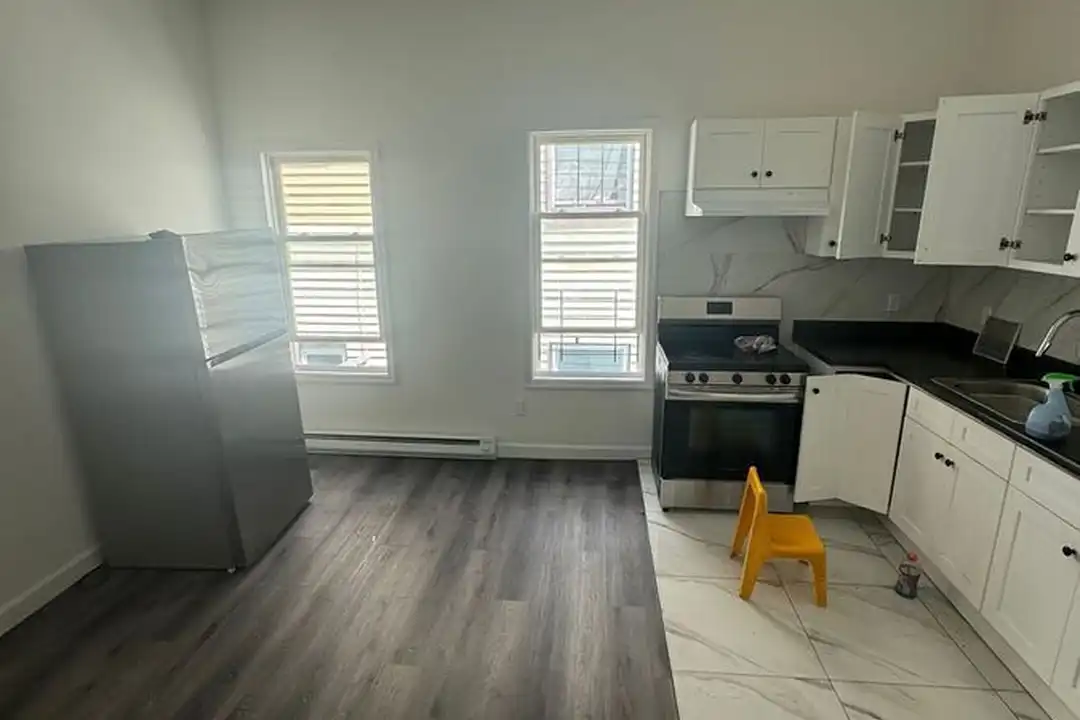 101 Maple St - Yonkers, NY 10701 | ApartmentGuide.com