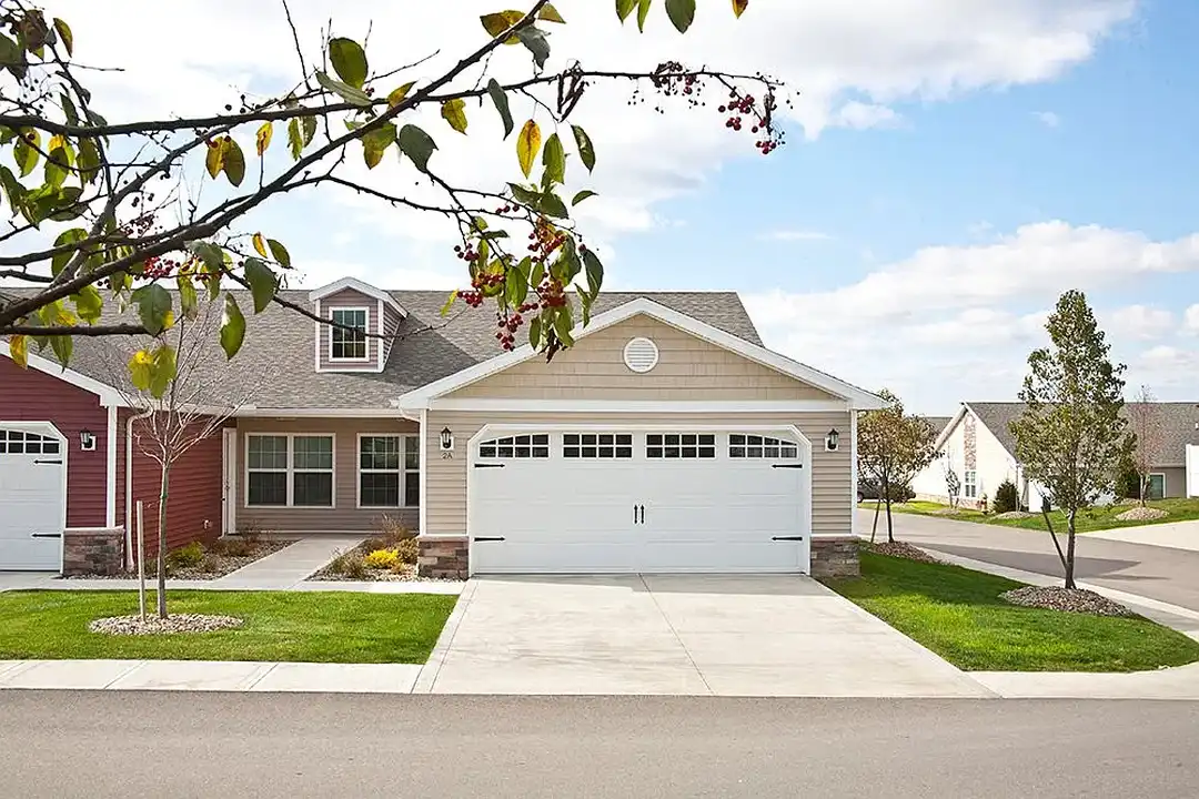 Redwood Avon Lake - Avon Lake, OH 44012 | ApartmentGuide.com