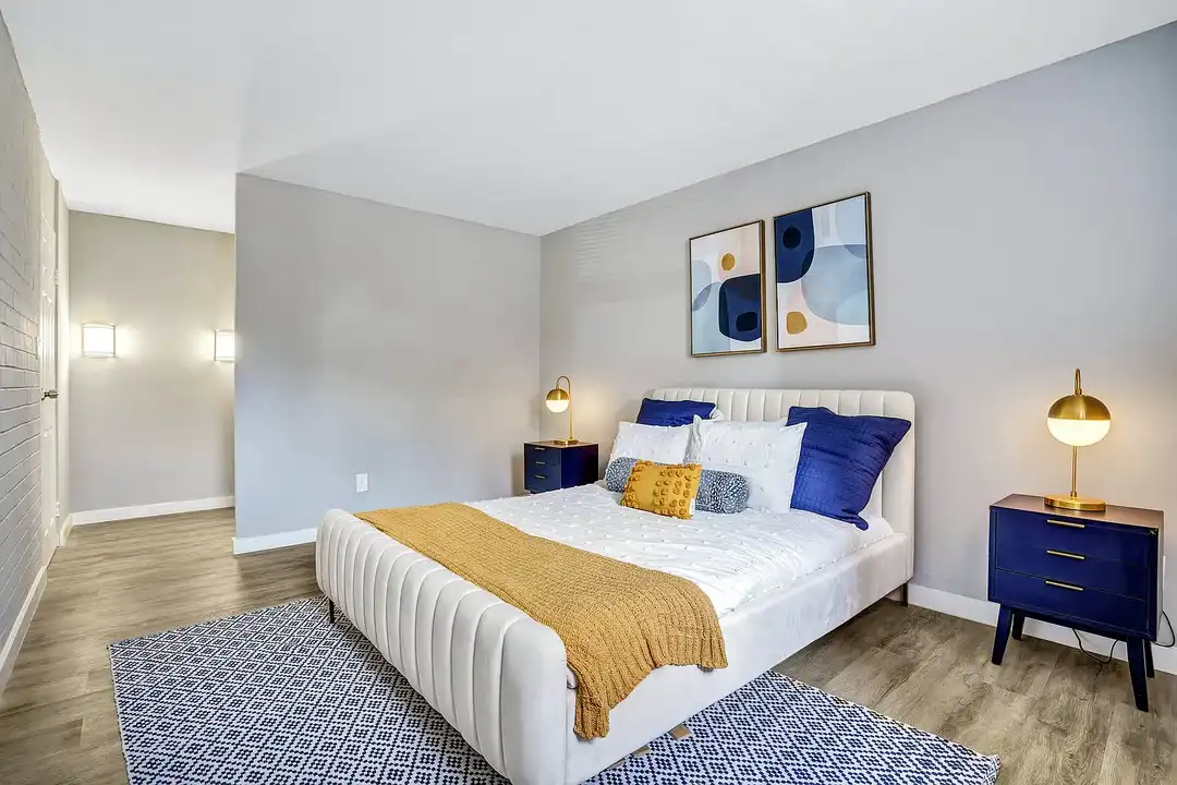 Woods Edge Apartment Homes - Maple Shade, NJ 08052 | ApartmentGuide.com