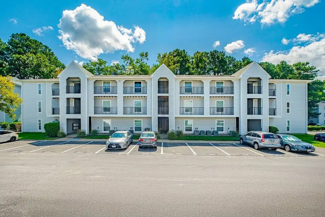 Legends at the Beach - Virginia Beach, VA 23452 | ApartmentGuide.com