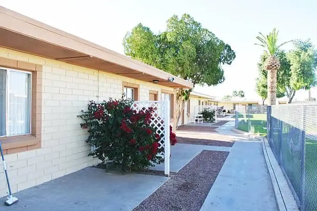 Parkside Apartments - Avondale, AZ 85323 | ApartmentGuide.com