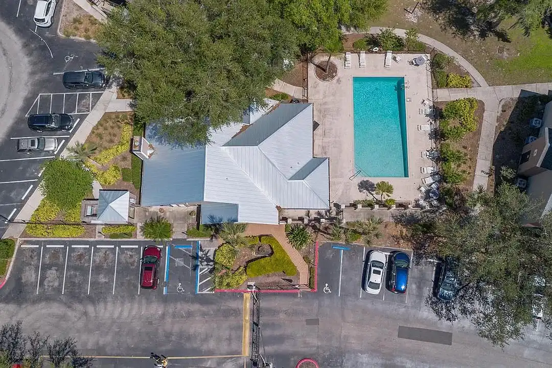 Bella Lago Apartments - Orlando, FL 32839 | ApartmentGuide.com