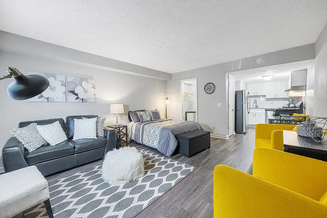 Regency Park Apartments - East Point, GA 30344 | ApartmentGuide.com