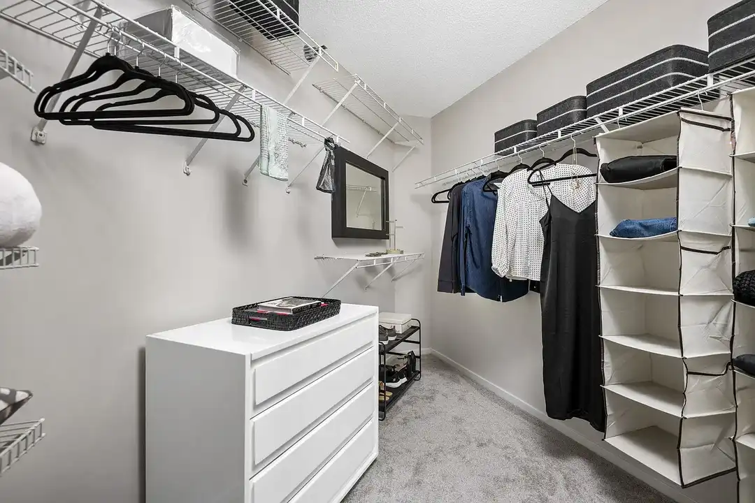 Cityfront Place - Chicago, IL 60611 | ApartmentGuide.com
