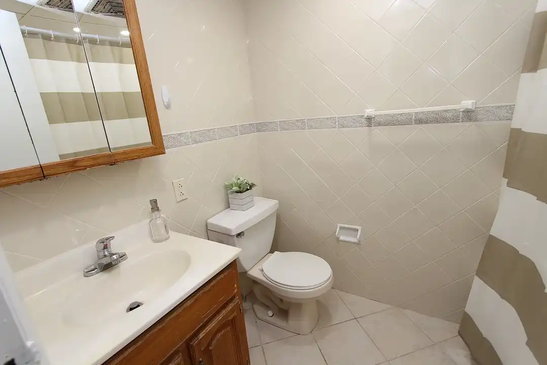 Craig Manor - Pittsburgh, PA 15213 | ApartmentGuide.com