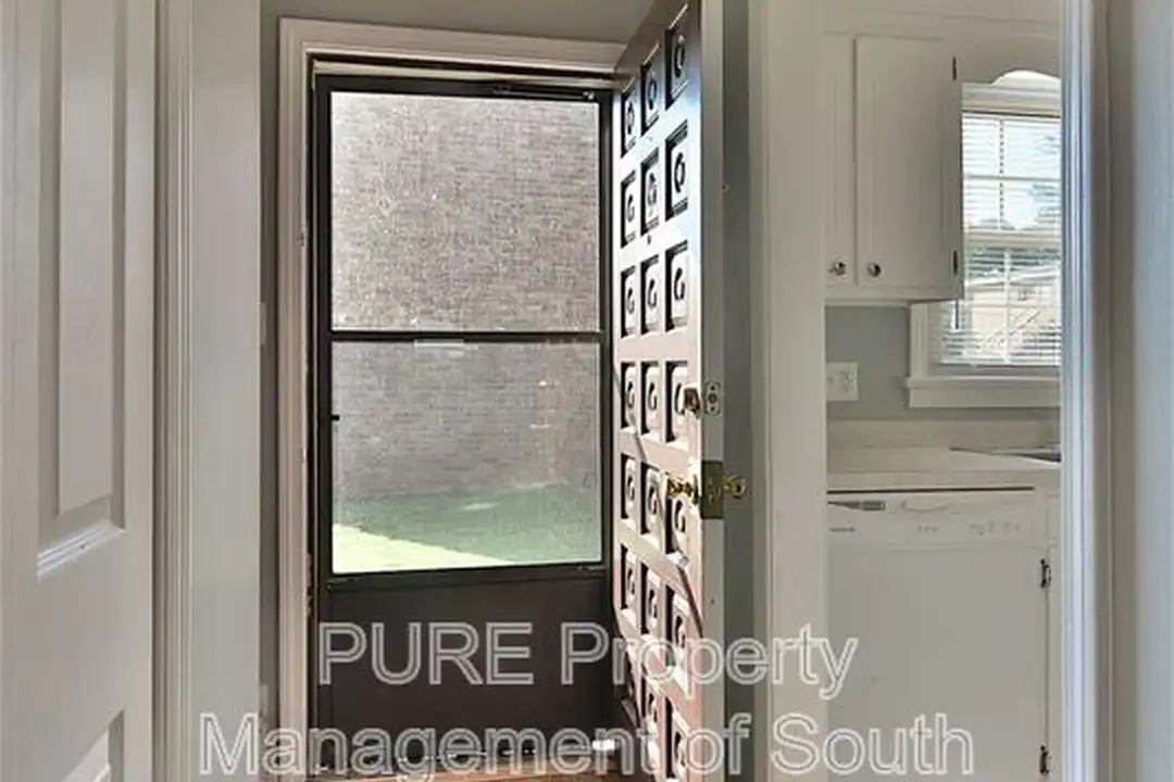 3700 Bush River Rd unit C3 - Columbia, SC 29210 | ApartmentGuide.com