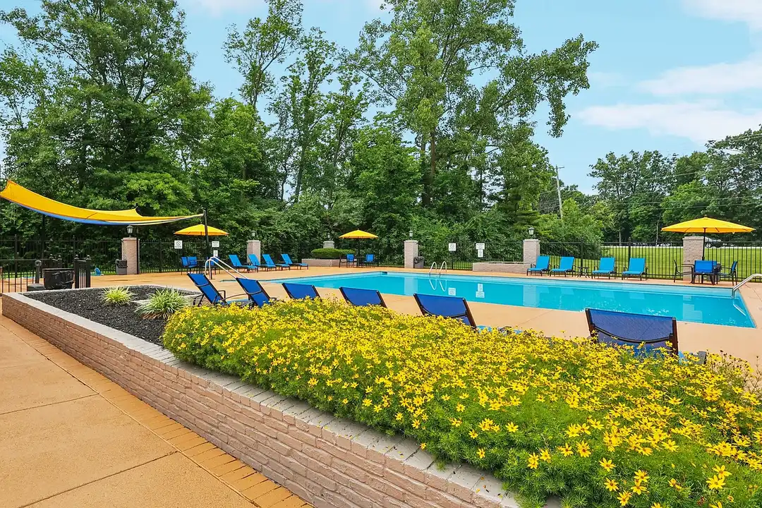Hunters Chase - Miamisburg, OH 45342 | ApartmentGuide.com