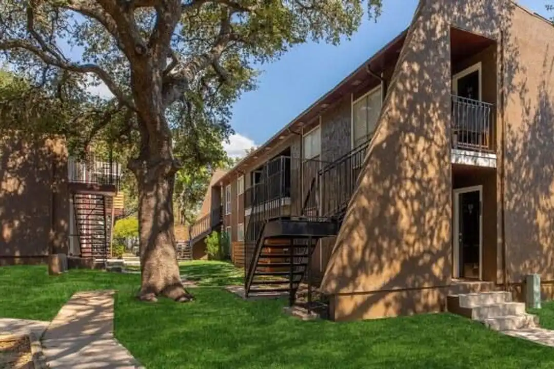 5903 Danny Kaye Dr San Antonio Tx 78240
