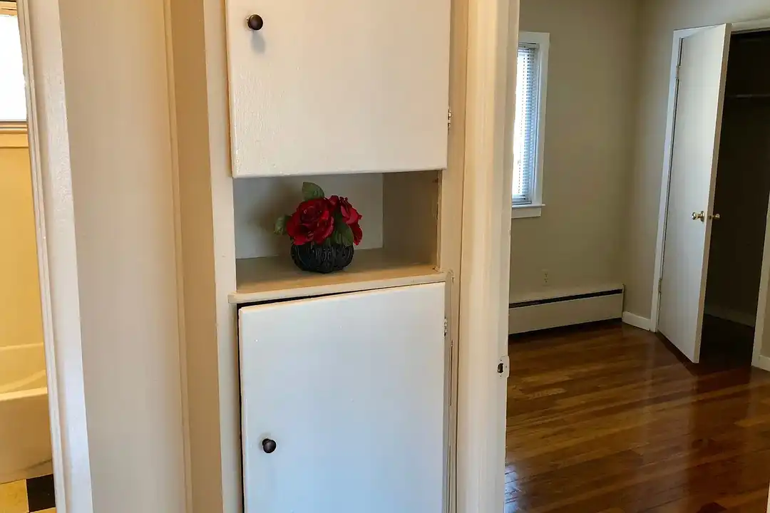 Maple Court - Indianapolis, IN 46205 | ApartmentGuide.com
