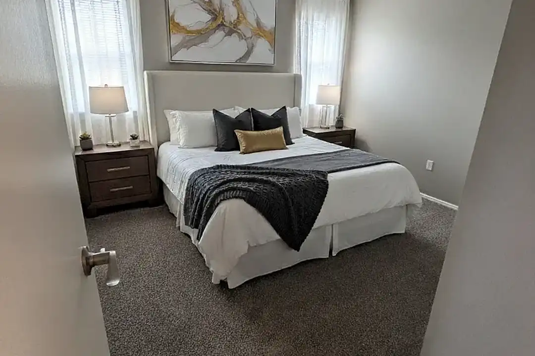 Beacon Point Apartments - Toledo, OH 43614 | ApartmentGuide.com