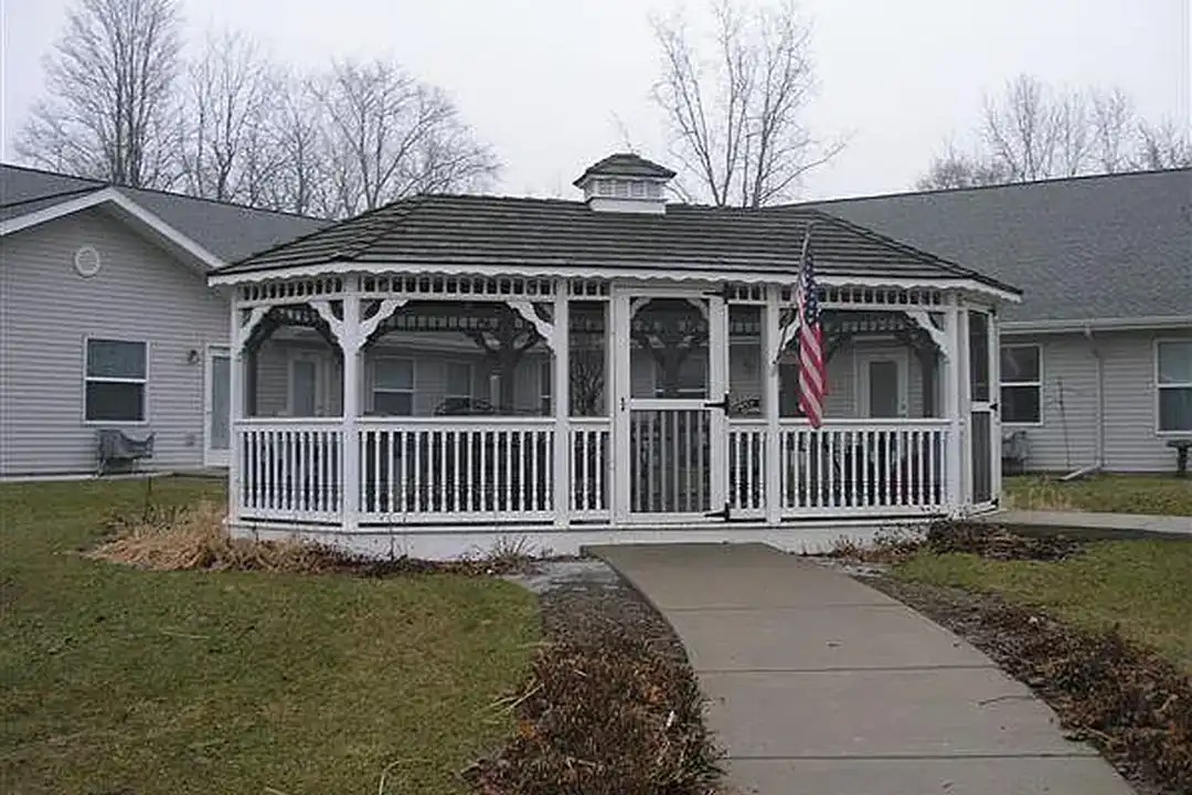 Misty Cove - Dimondale, MI 48821 | ApartmentGuide.com