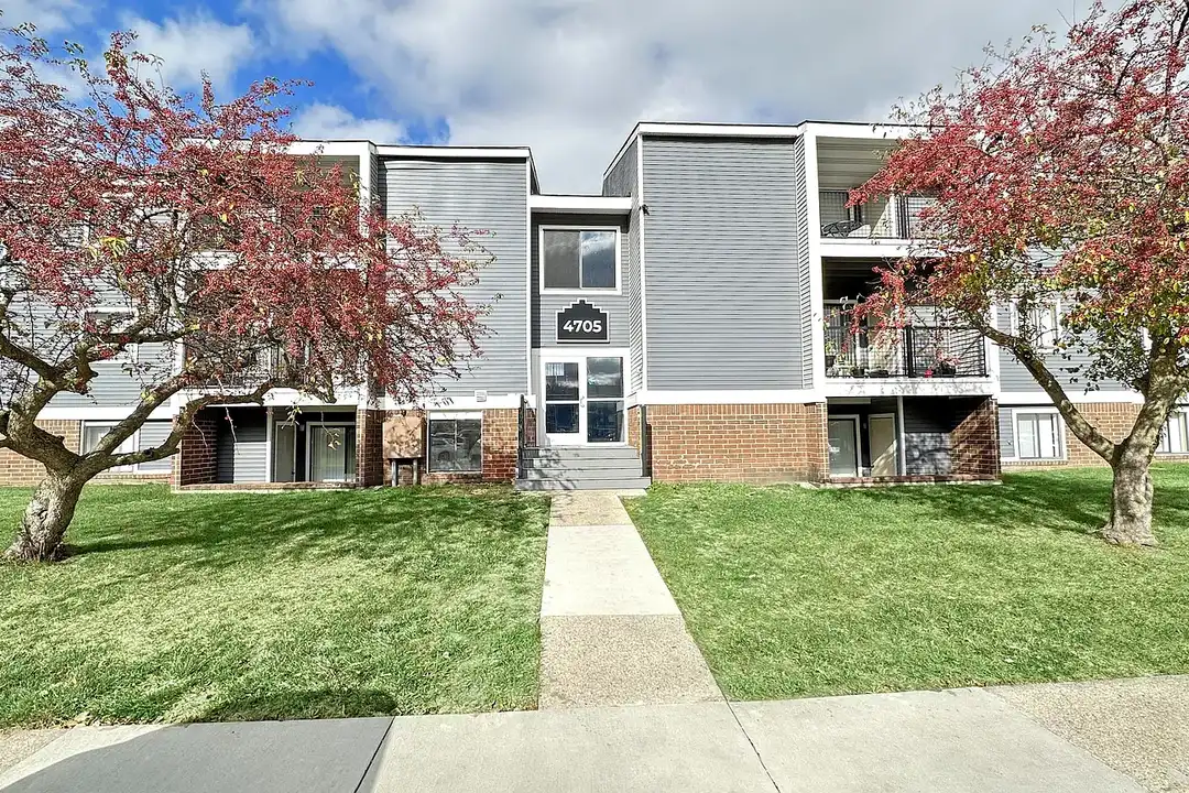 Ashton Woods - Kentwood, MI 49508 | ApartmentGuide.com