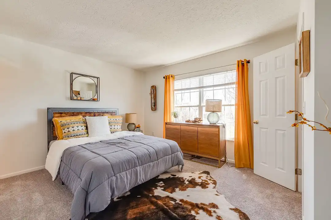 Village Gates of Delaware - Delaware, OH 43015 | ApartmentGuide.com