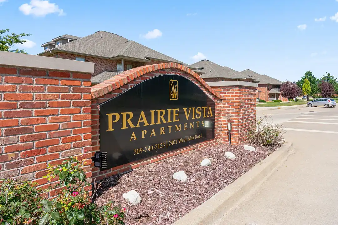 Prairie Vista Apartments - Peoria, IL 61615 | ApartmentGuide.com