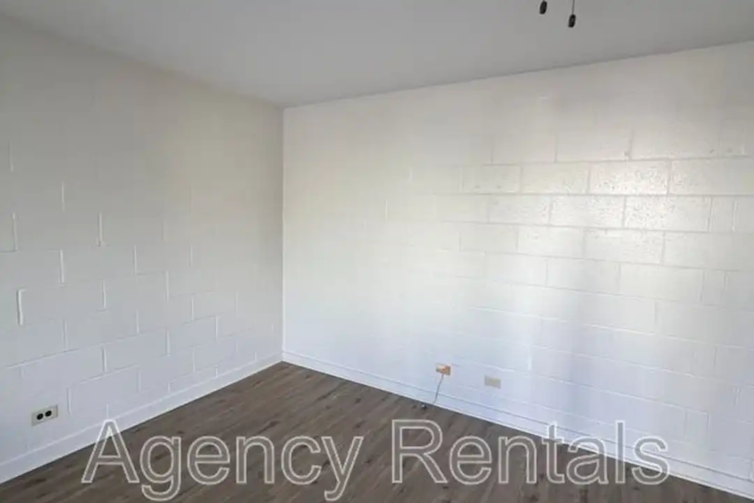 2733 Kaha St unit # A8 - Honolulu, HI 96826 | ApartmentGuide.com