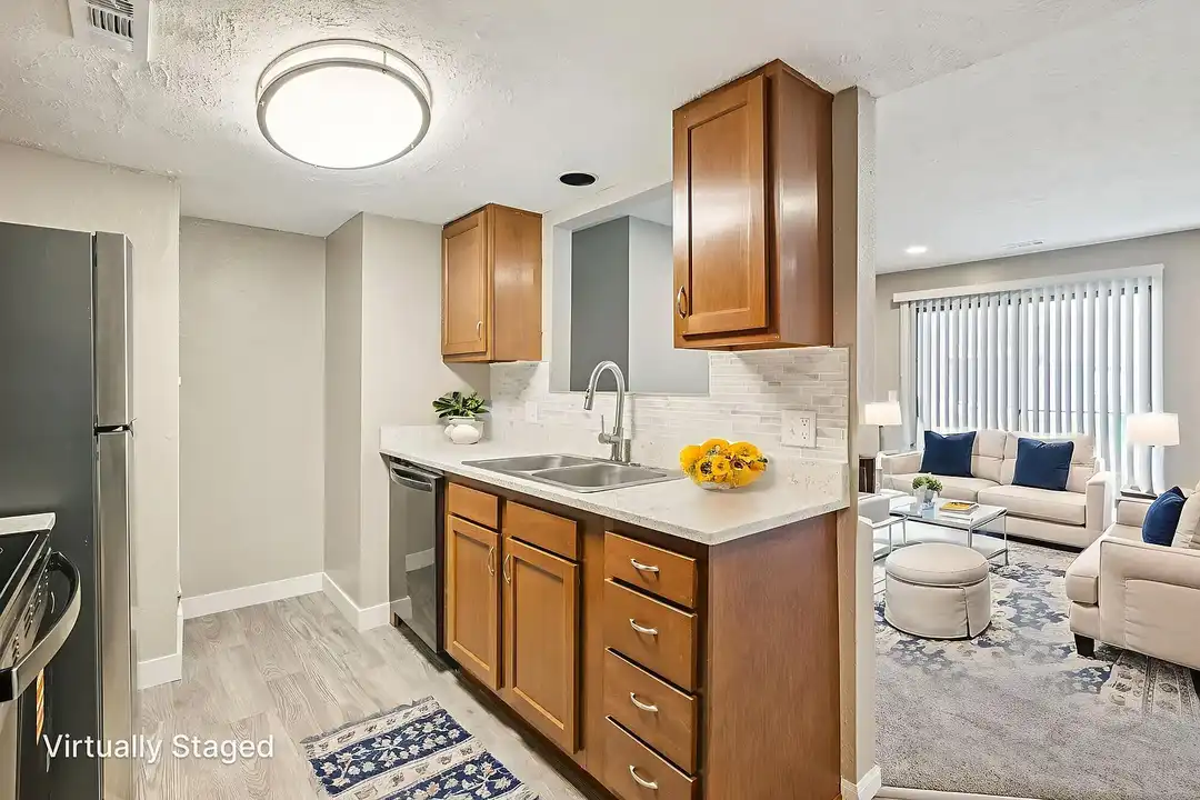 Raintree Apartments - Omaha, NE 68154 | ApartmentGuide.com
