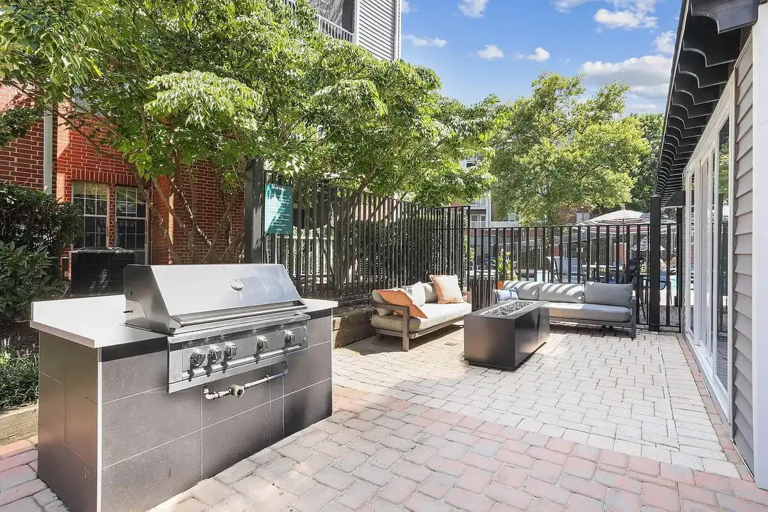 Cortland Van Dorn - Alexandria, VA 22304 | ApartmentGuide.com