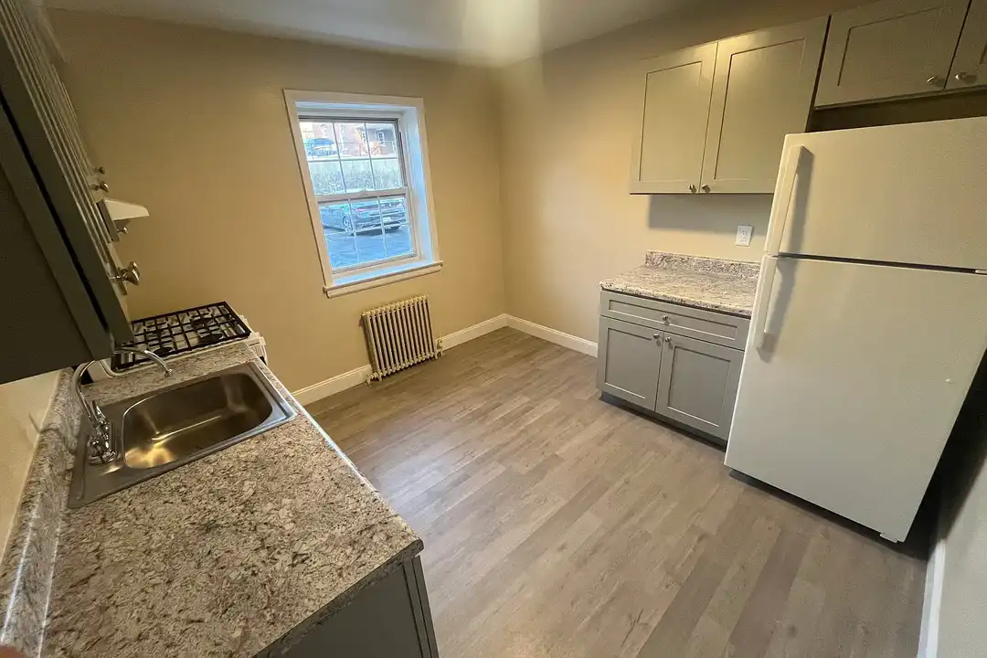 Village Manor - Nutley, NJ 07110 | ApartmentGuide.com