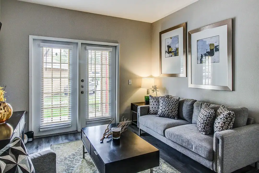 Lago Del Mar - Laredo, TX 78041 | ApartmentGuide.com