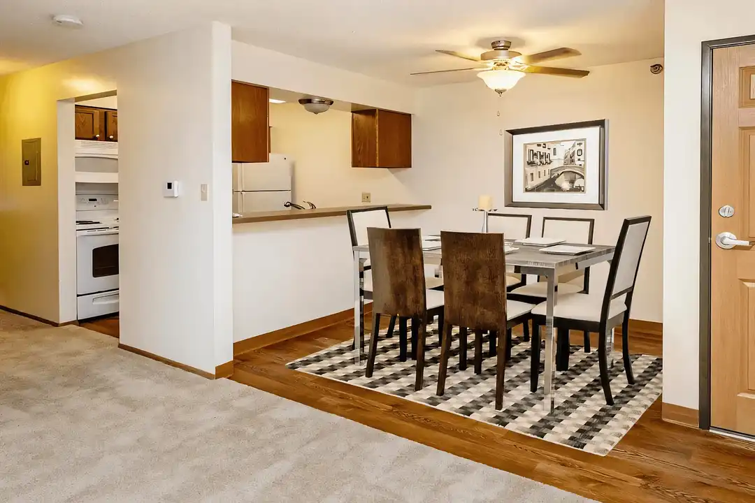 Park Winds - Des Moines, IA 50317 | ApartmentGuide.com