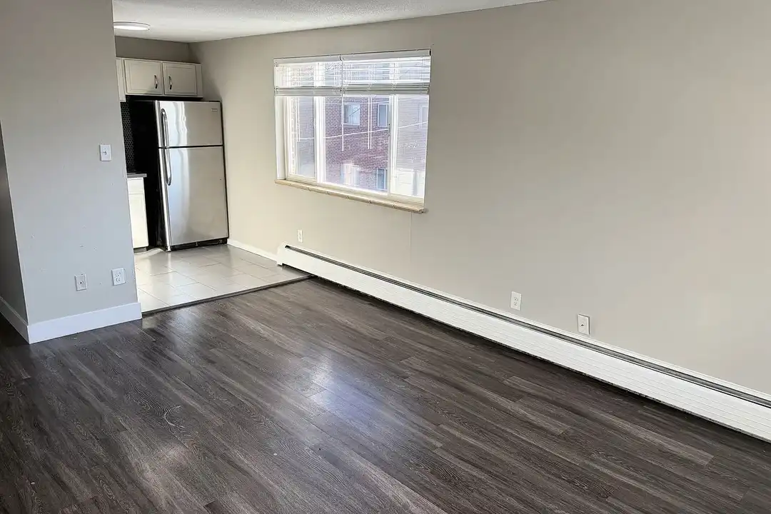 Wadsworth Station West - Lakewood, CO 80214 | ApartmentGuide.com