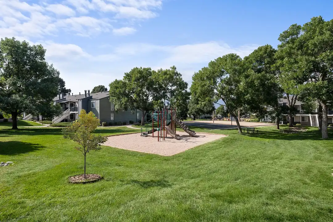 The Glen at Briargate - Colorado Springs, CO 80920 | ApartmentGuide.com