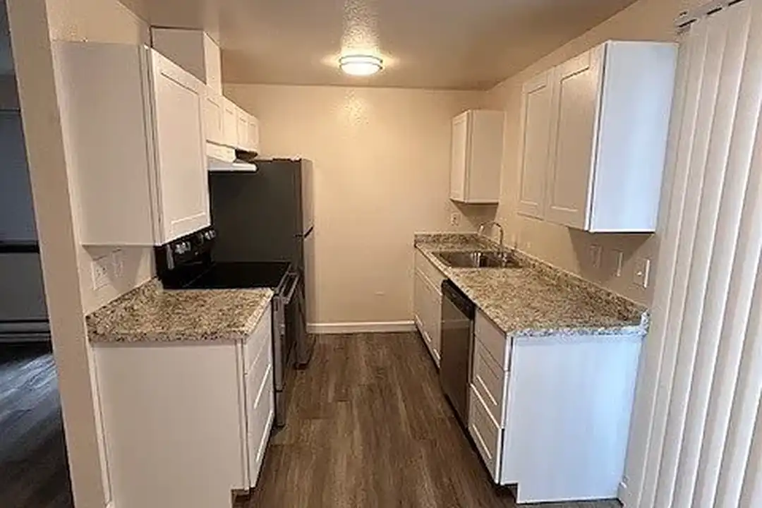Cedar Park - Lacey, WA 98503 | ApartmentGuide.com