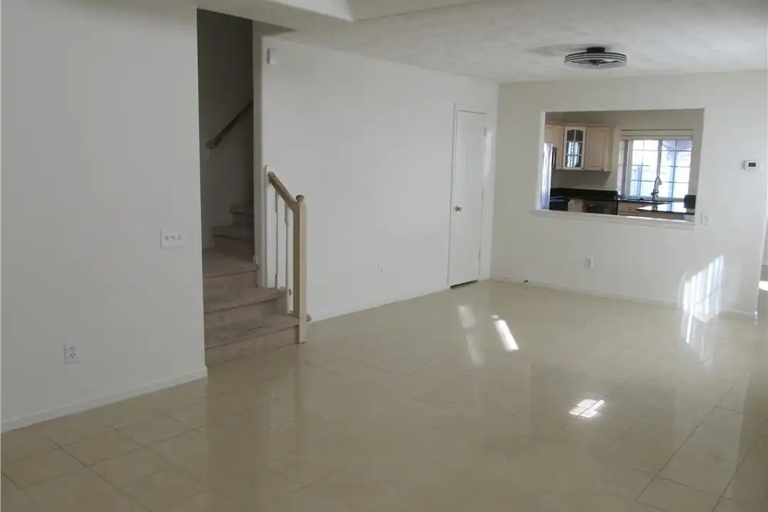 5496 Bulls Bay Dr - Virginia Beach, VA 23462 | ApartmentGuide.com