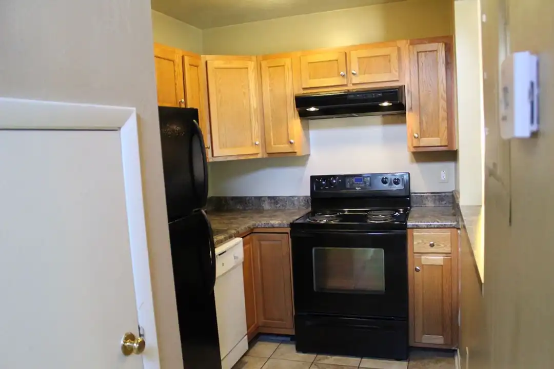 1450 Bradley Dr - Harrisonburg, VA 22801 | ApartmentGuide.com