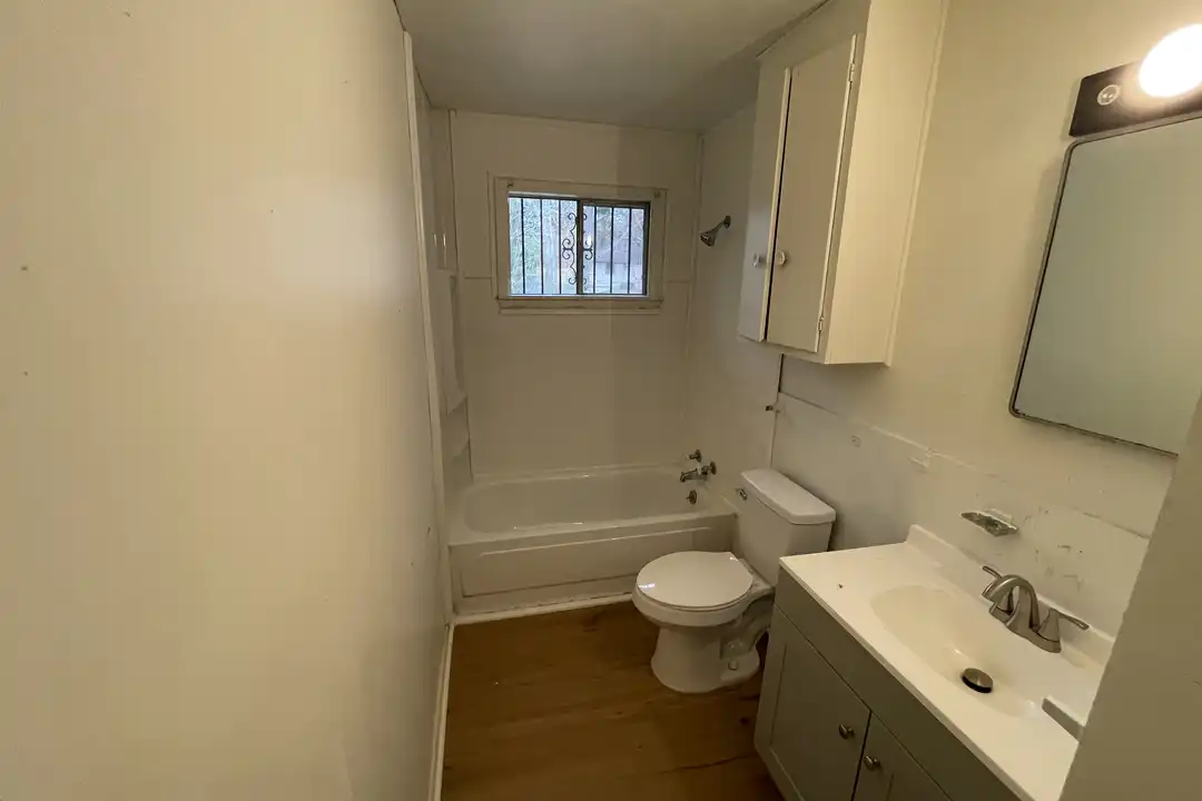 319 Queen Margaret Ln - Jackson, MS 39209 | ApartmentGuide.com