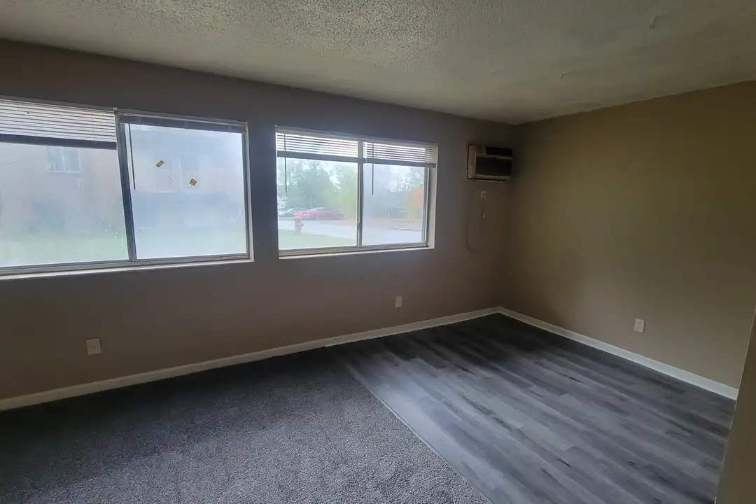 723 E Waterloo Rd unit A - Akron, OH 44306 | ApartmentGuide.com