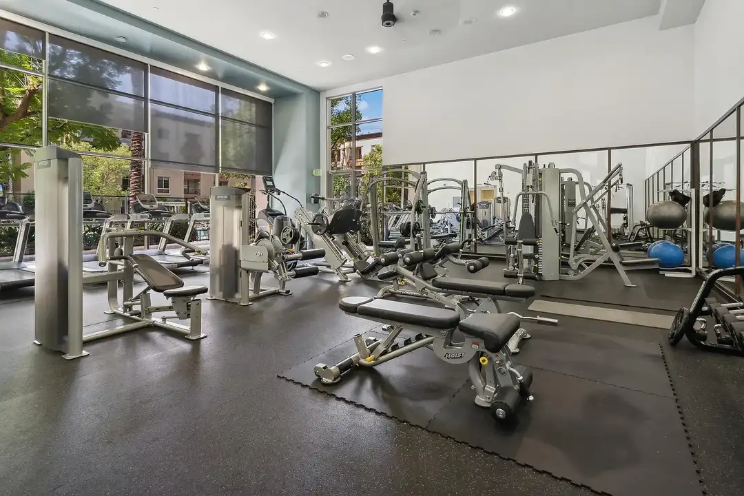 The Kitt at Warner Center - Woodland Hills, CA 91303 | ApartmentGuide.com