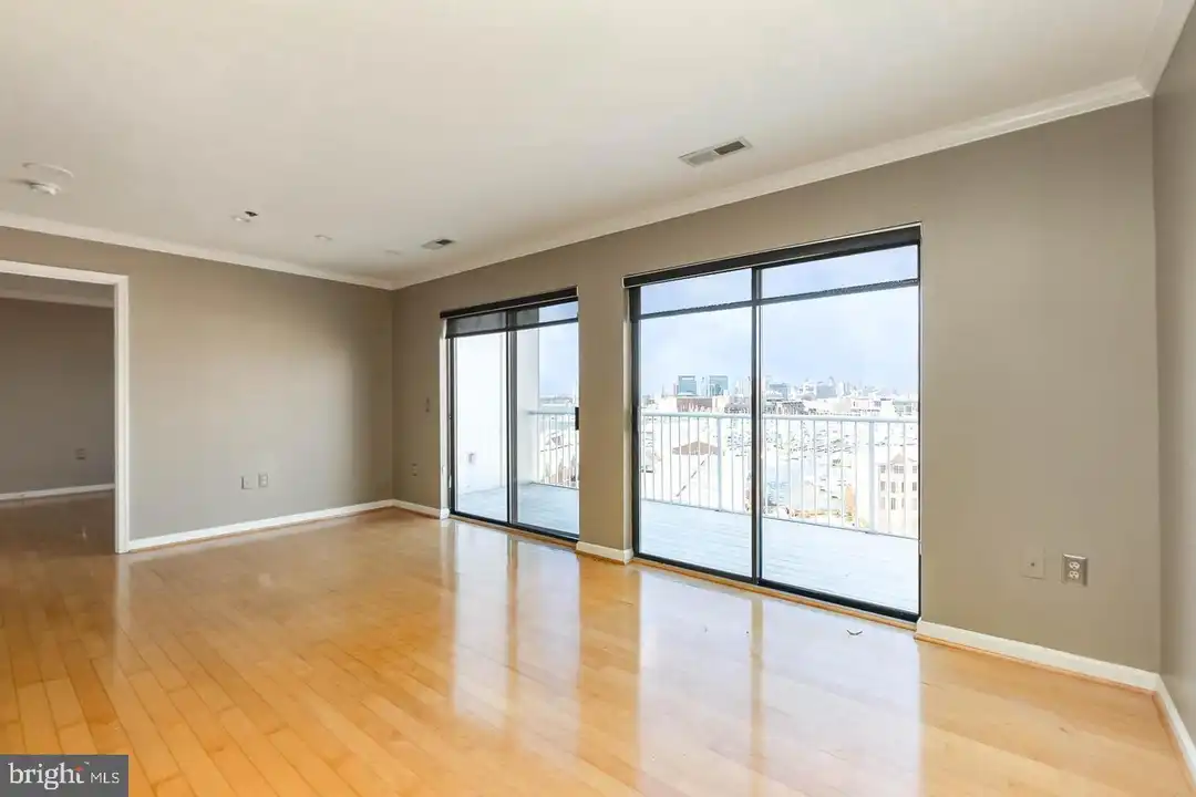 2702 Lighthouse Point E unit 712 - Baltimore, MD 21224 | ApartmentGuide.com