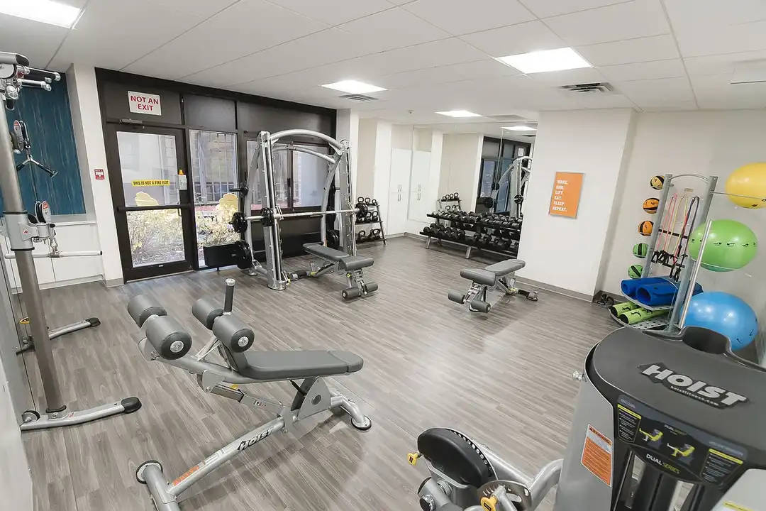 Rivergate Apartments - Minneapolis, MN 55401 | ApartmentGuide.com