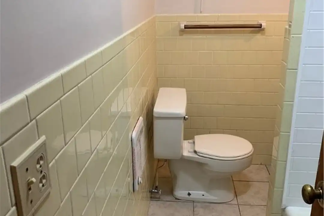 4 Peeptoad Rd - Scituate, RI 02857 | ApartmentGuide.com