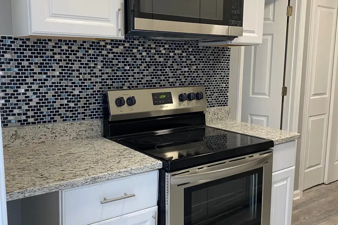 2922 Grantley Ave unit 2 AVAILABLE 650 - Baltimore, MD 21215 ...