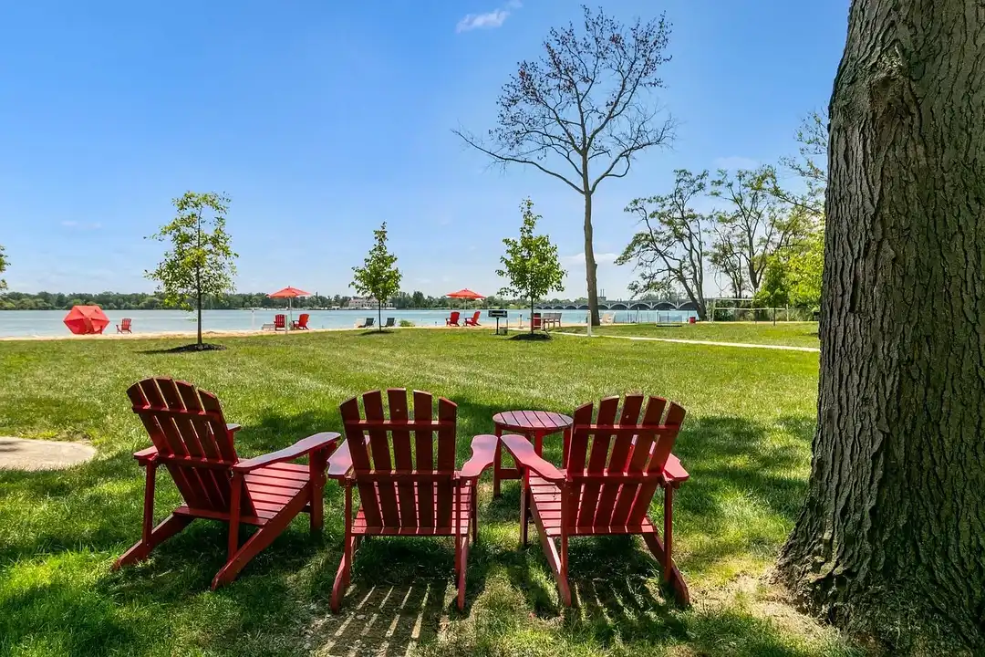Beach Club Detroit - Detroit, MI 48214 | ApartmentGuide.com