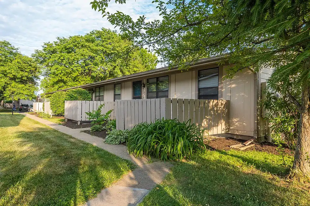 AIY Canton Apartments - Canton, OH 44720 | ApartmentGuide.com